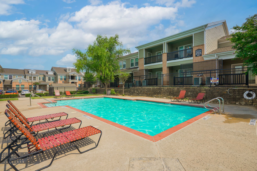 Overton Park | Fort Worth, TX. | (817) 383-9211
